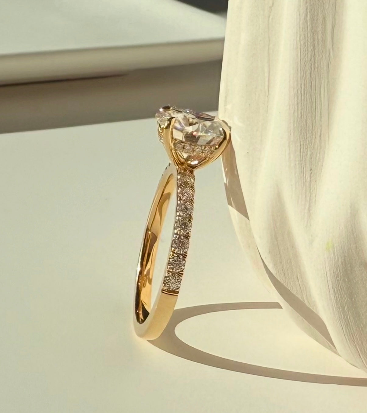 Engagement Rings – CLEAR STONE